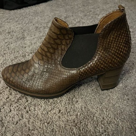 Gabor | Shoes | Alligator Booties | Poshmark